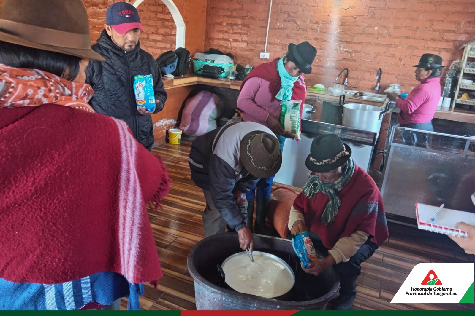 La Comunidad De Kunuk Yaku De Pilahuín Transforma La Leche En Productos ...